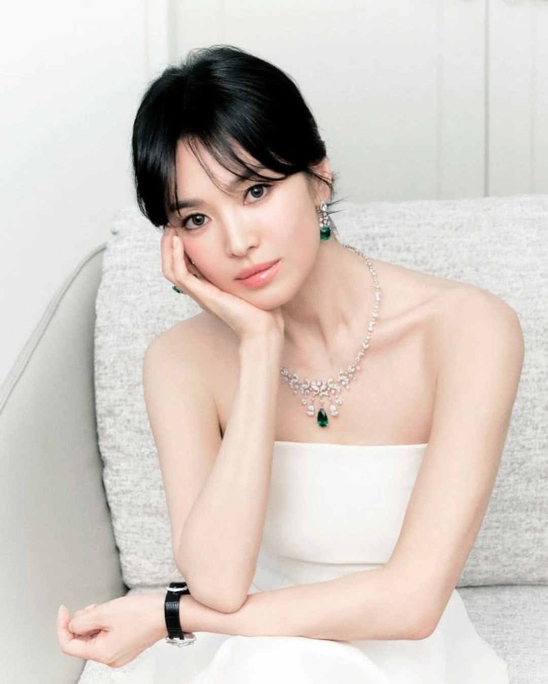 Song Hye-kyo đẹp quyến rũ trong những bức hình mới nhất